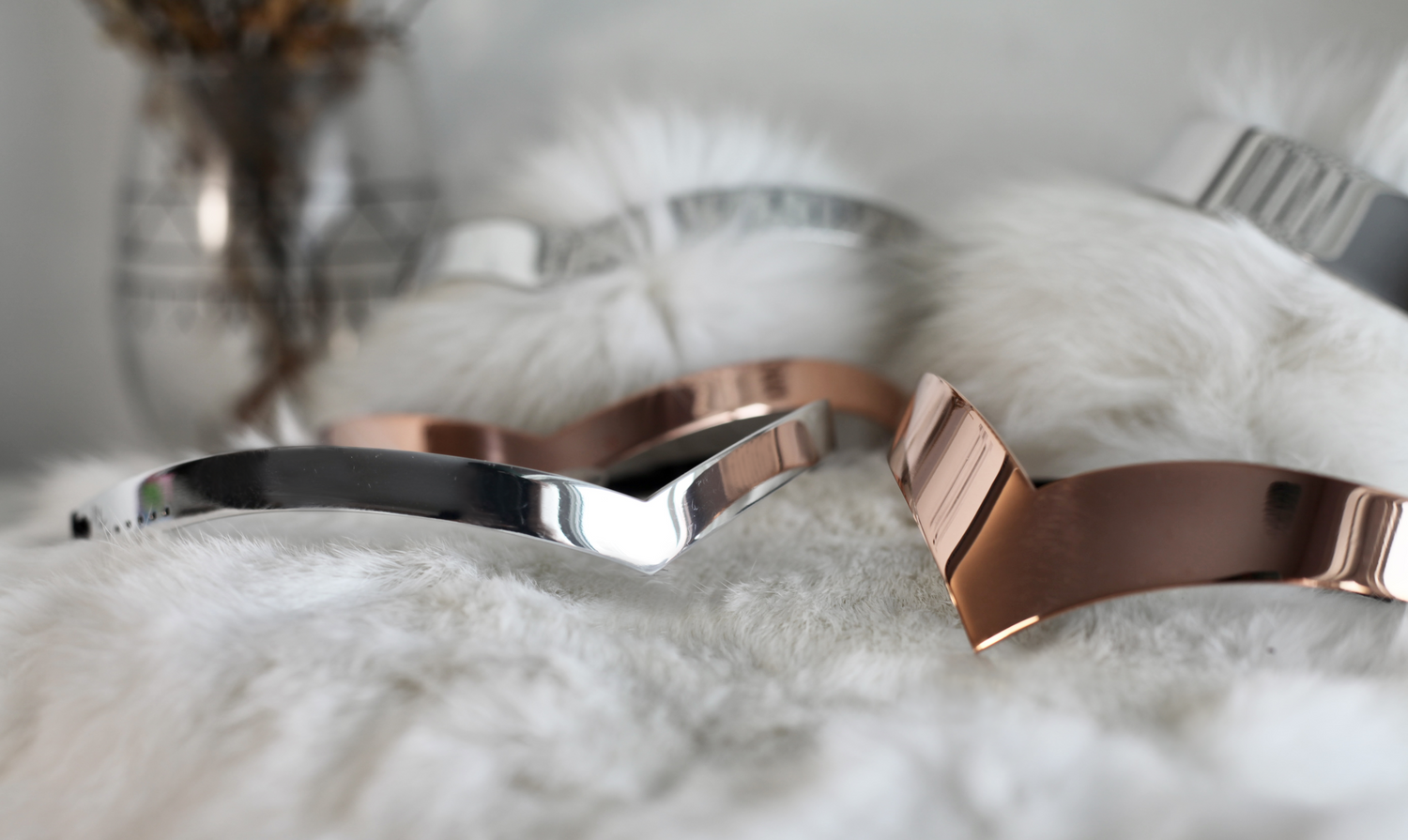 Hinaani By Nooks Lindell